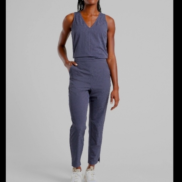 Athleta | Pants & Jumpsuits | Nwot Athleta Brooklyn Textured Jumpsuit ...
